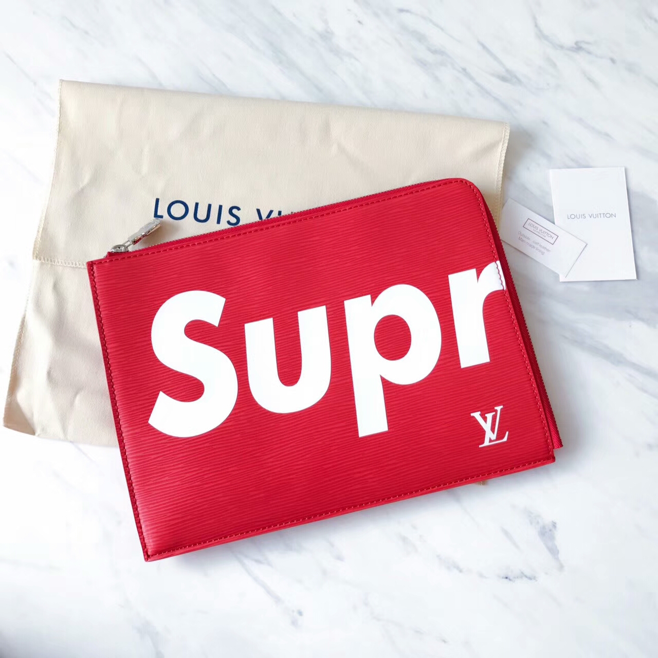 Louis Vuitton X Supreme 聯名款 手拿包