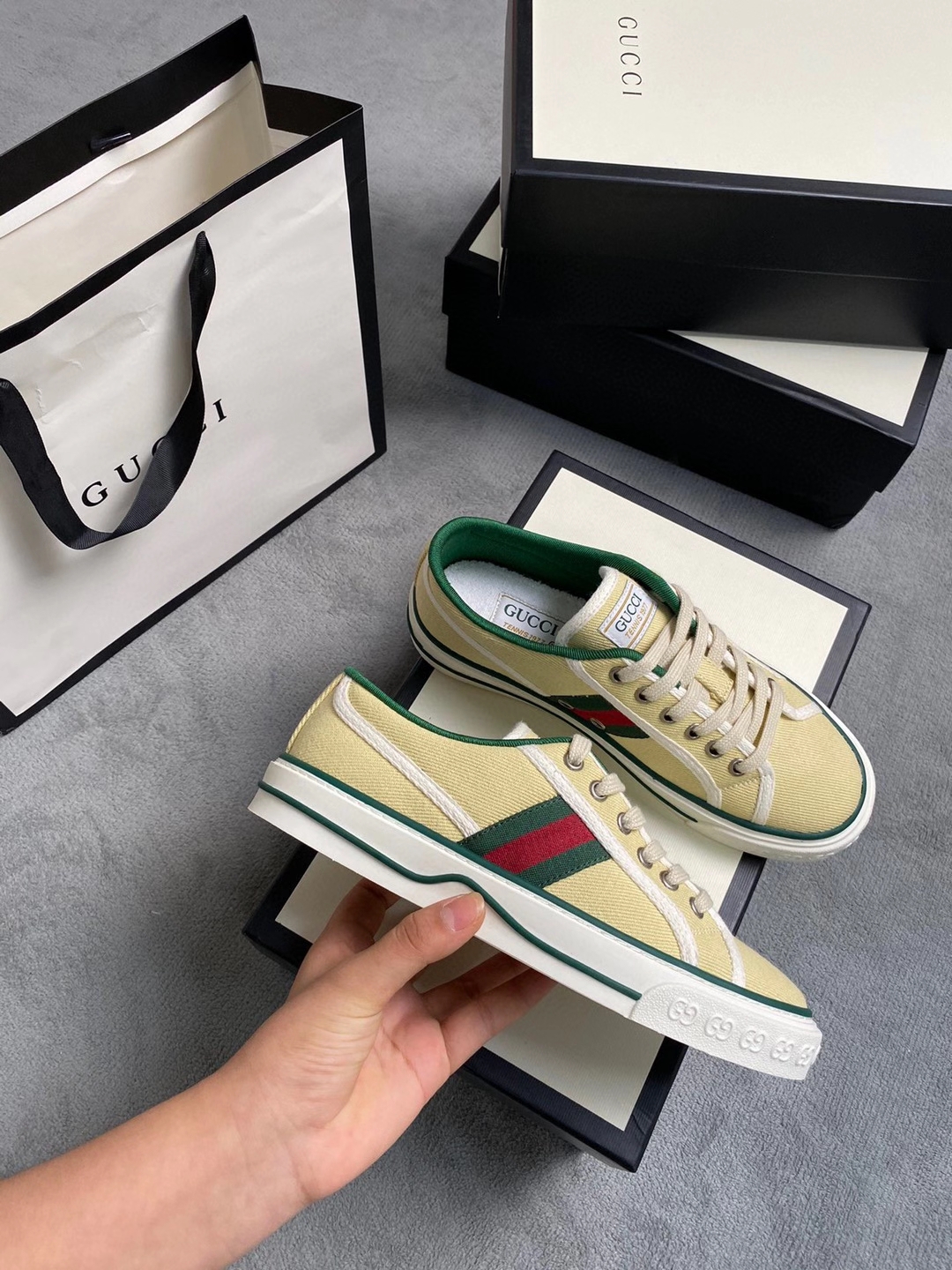 Gucci正品款休閒鞋 出入專櫃無壓力