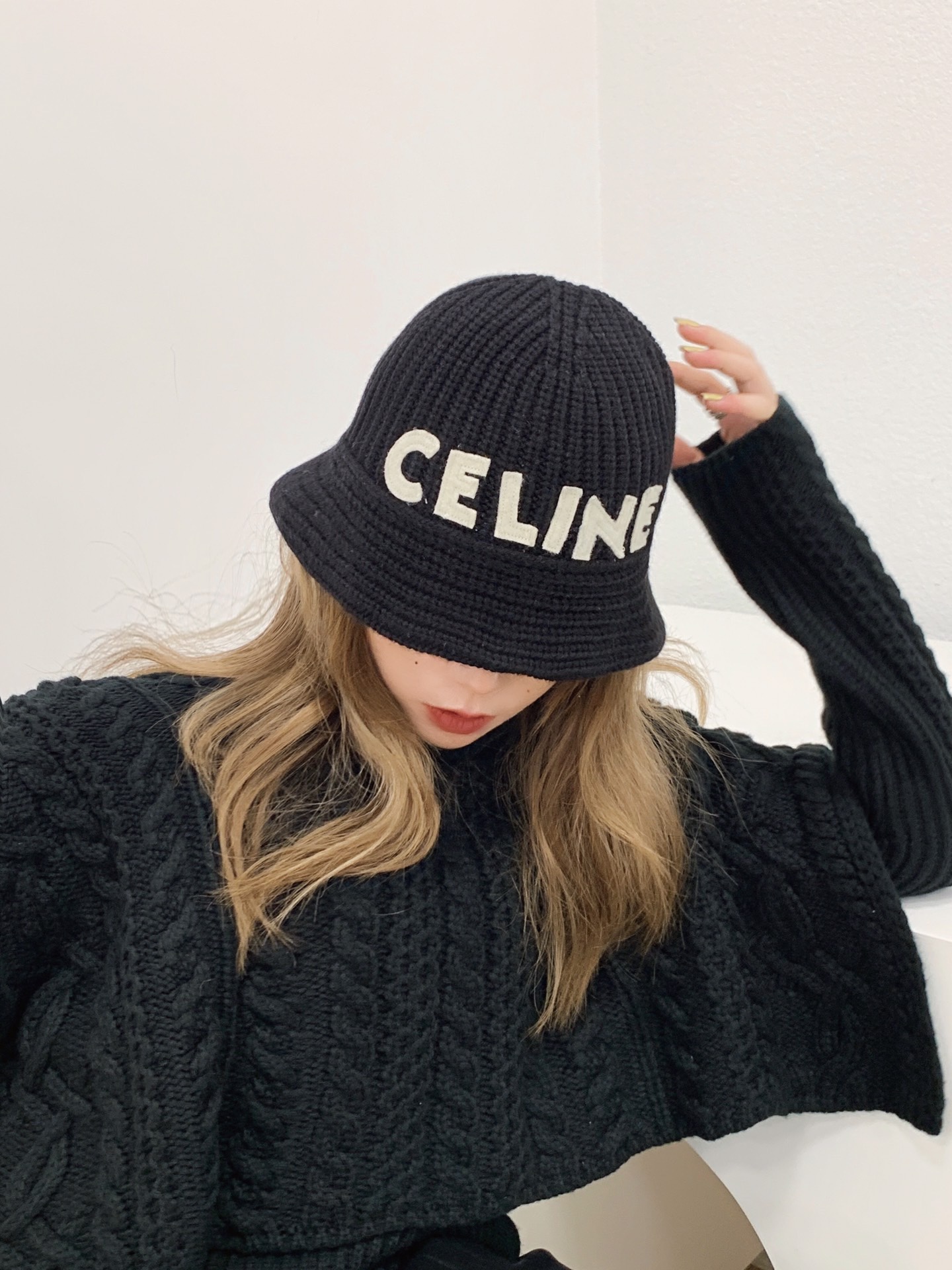 ID.188657|Hat-21110201-bla-L|Celine原版毛絨漁夫帽 網紅最愛