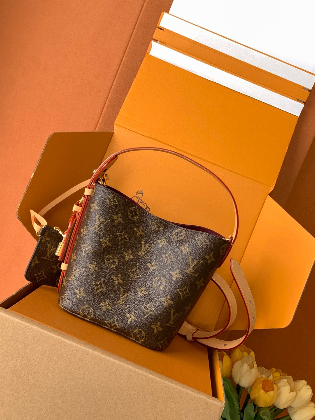 lv三聯包包|lv長夾|lv皮帶|lv圍巾|lv零錢包-盡在名牌姊線上購物網